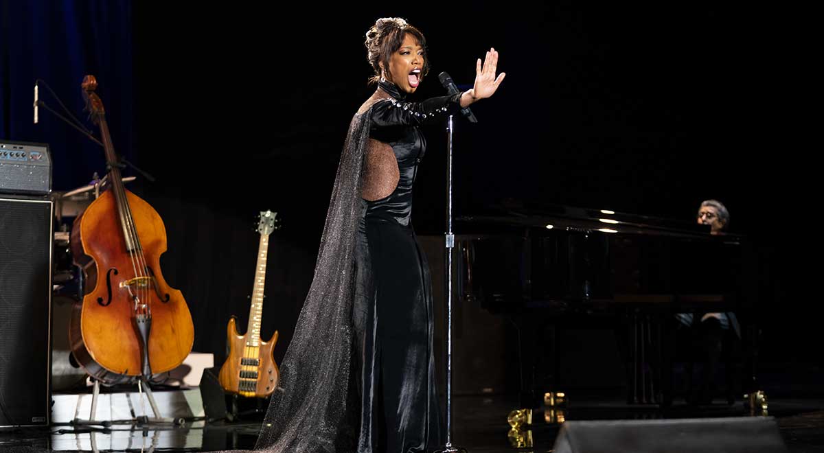 Whitney: Una Voce Diventata Leggenda (film 2022): trailer e cast
